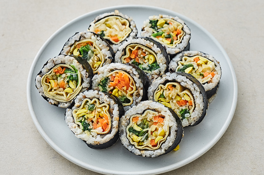 [11시 45분] 포두부 야채말이 비건 곤약김밥 (2개입) - 마켓컬리